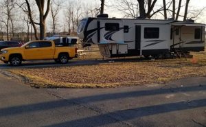 Fifth Wheel Transportation Company | RV Transport Near Me