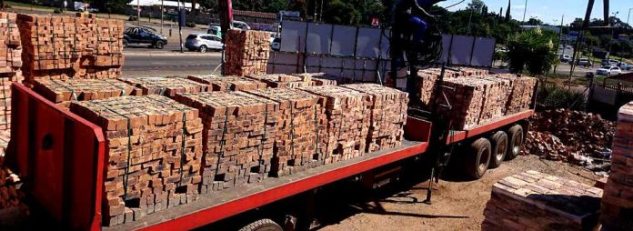 Brick Transport Services | Concrete Block Shipping Company